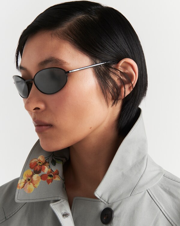 Diamond Lenses Sunglasses With The Prada Logo | PRADA