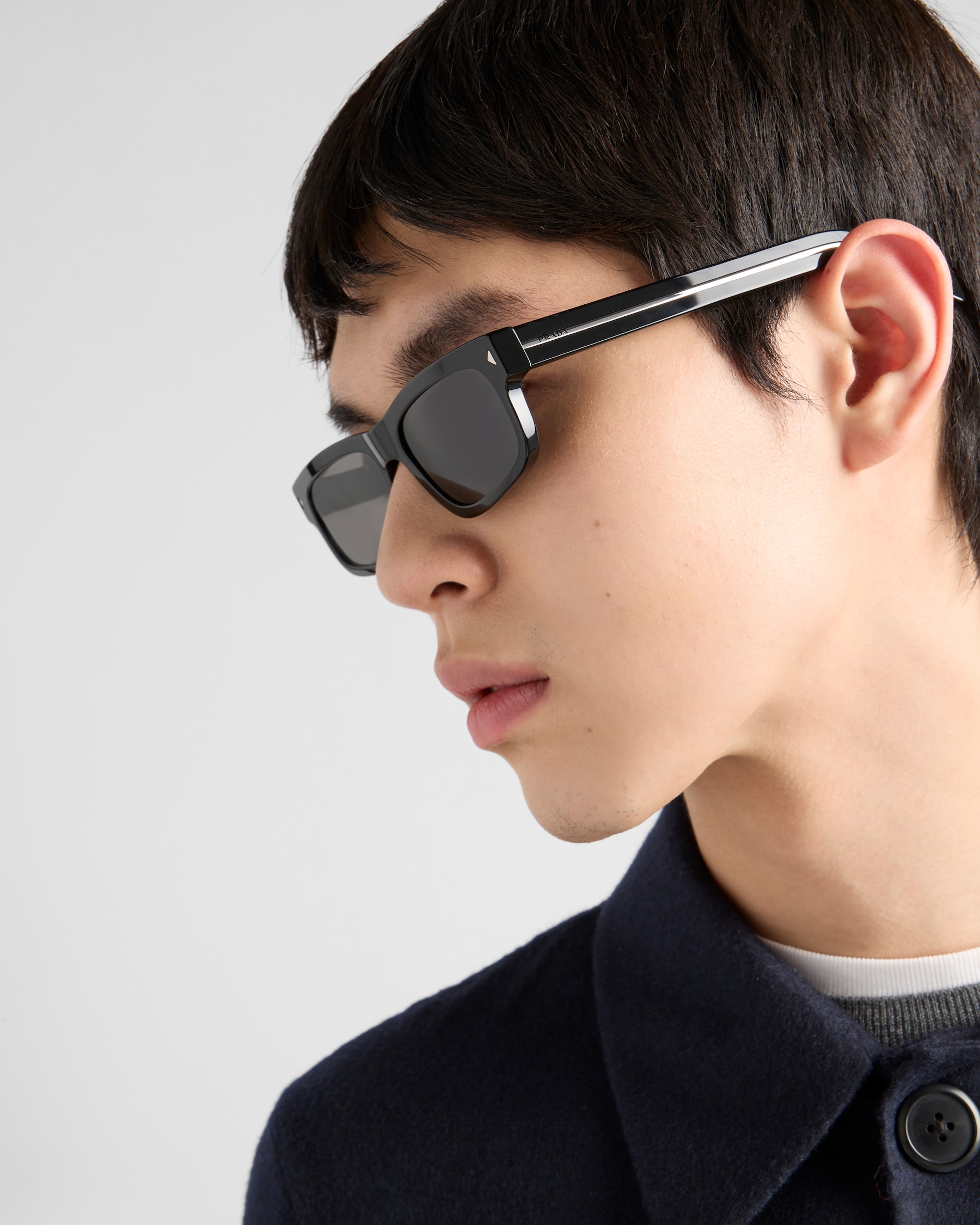 Lenses Ardesia Crist Sunglasses With The Iconic Metal Plaque | PRADA ...
