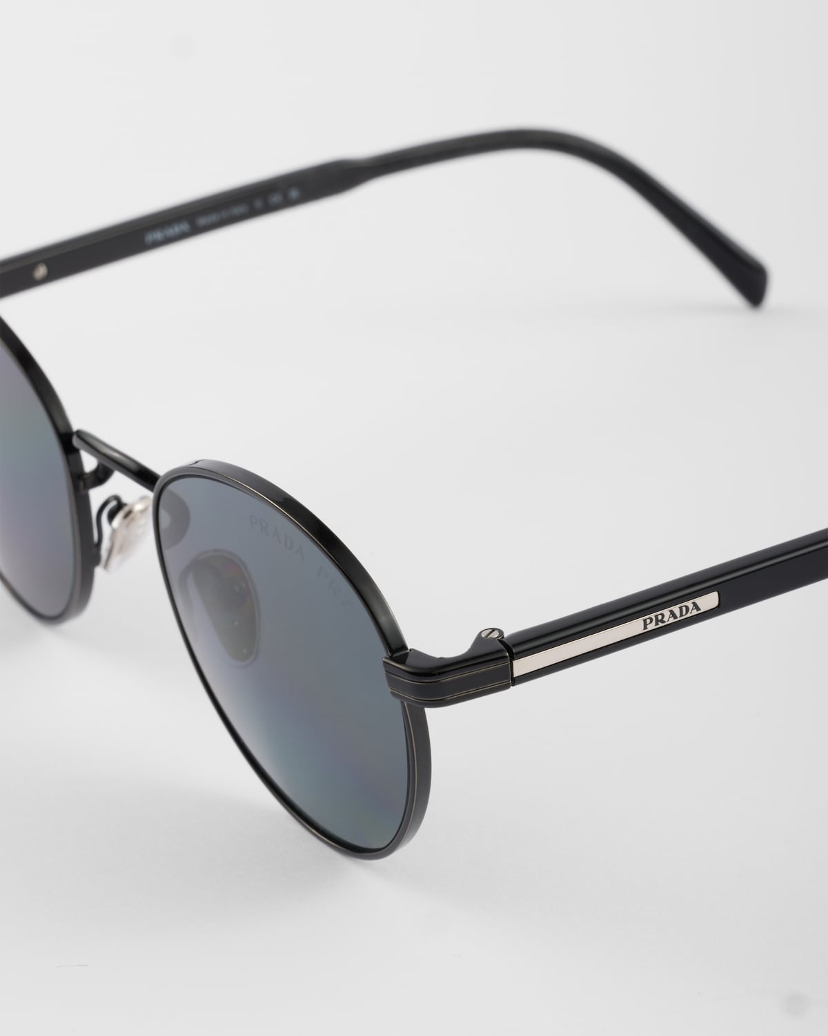 Polarized Black Lenses Sunglasses With The Iconic Metal Plaque | PRADA