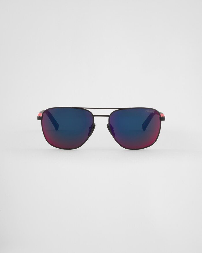 男士 Sunglasses 男士系列 | PRADA