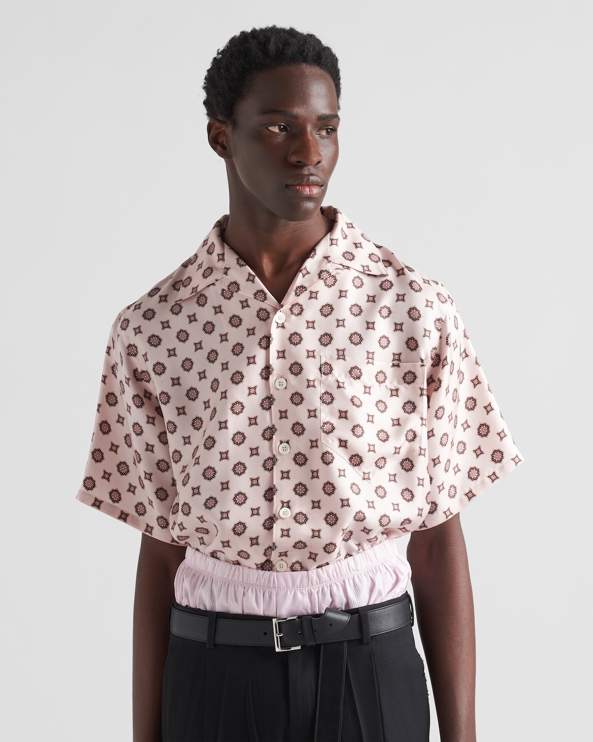 Alabaster Pink Short-sleeved Printed Silk Shirt | PRADA