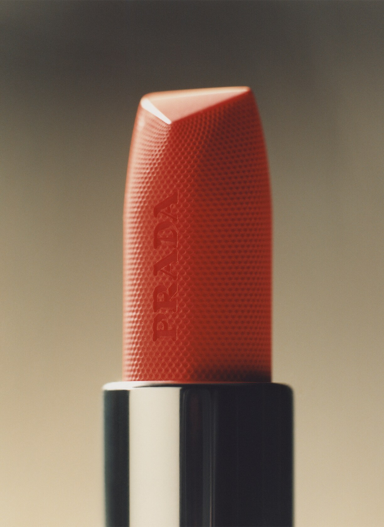 Beauty Products For Women | Prada