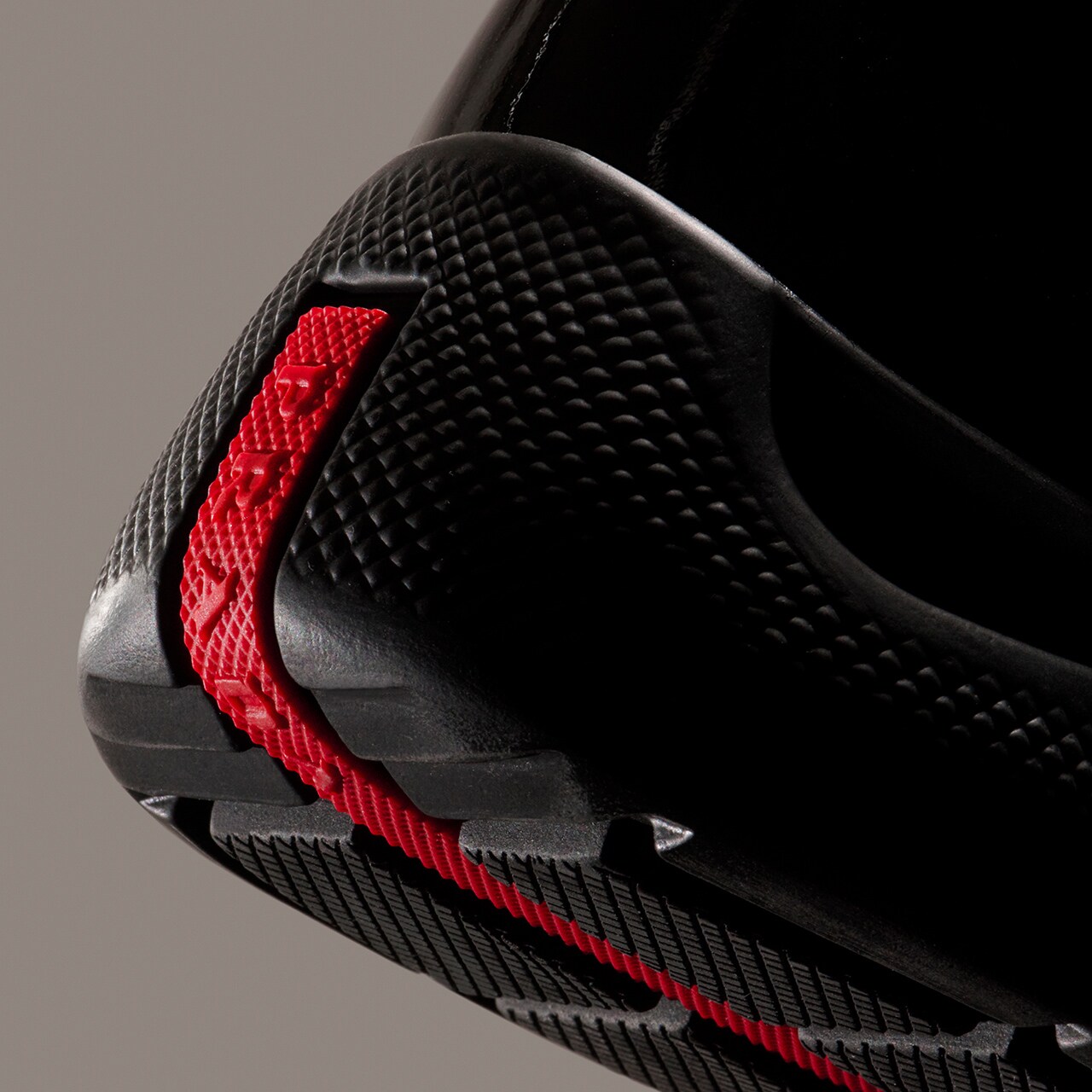 PRADA Italy Official Website and Online Store | PRADA