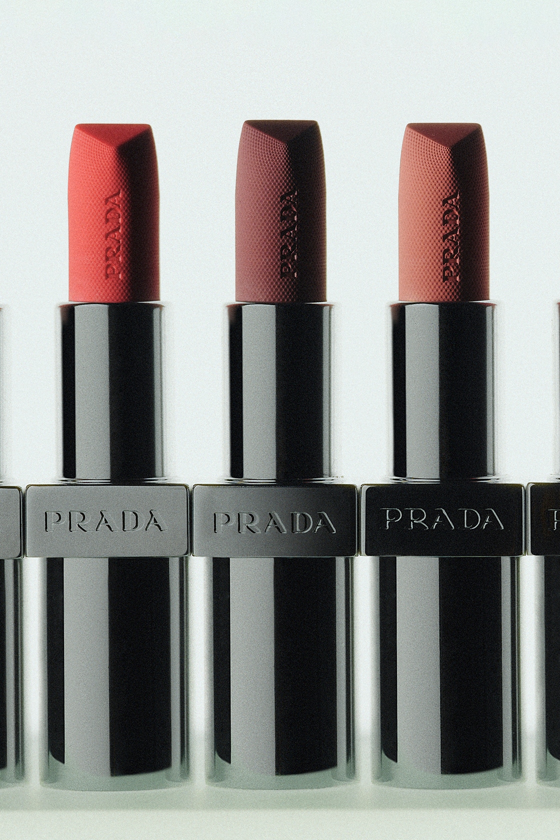 Beauty Products For Women | Prada
