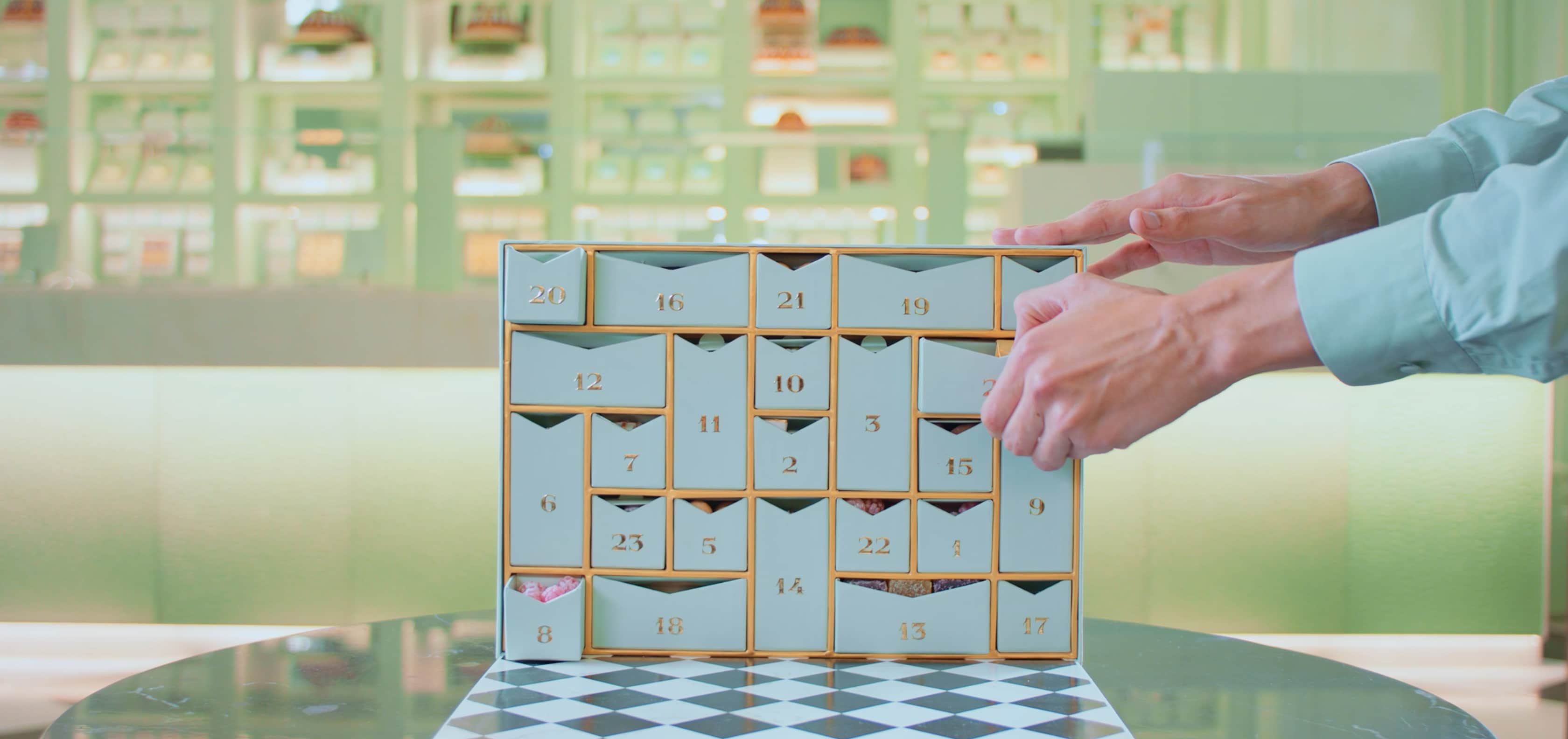 Prada Caffè Harrods | PRADA