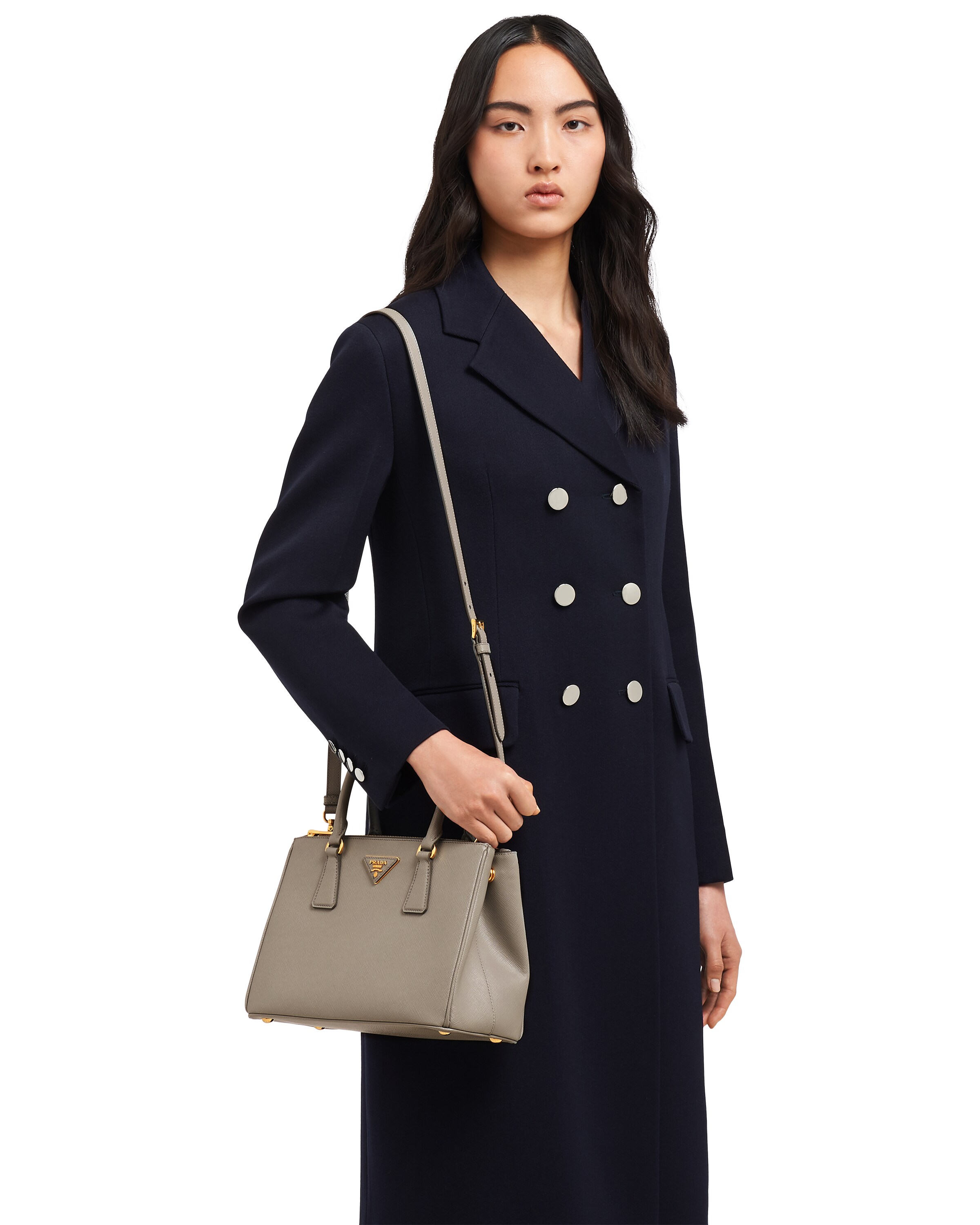 Bolsa Prada Galleria média em couro Saffiano Cinza Argila | Prada