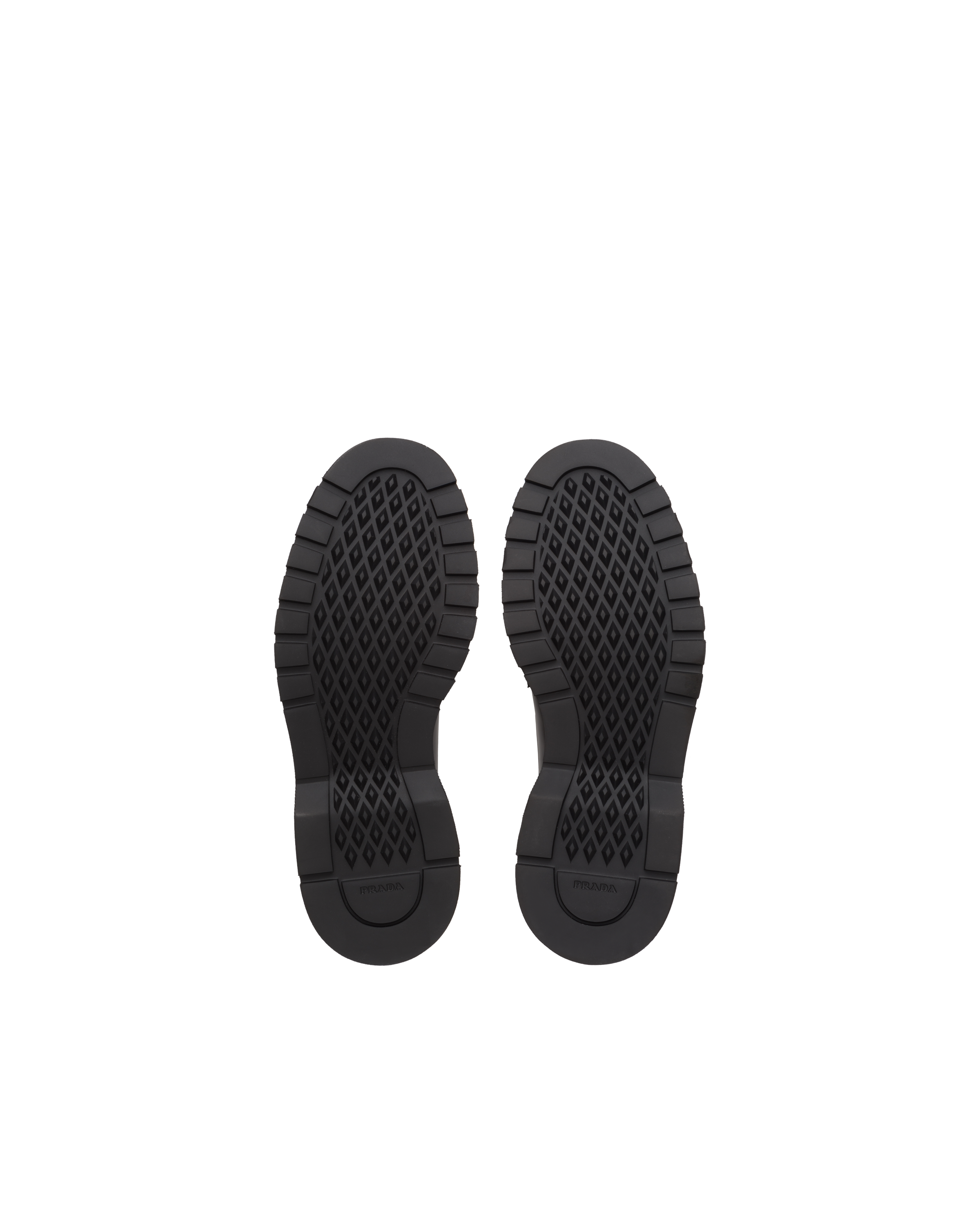 Scarpe stringate Brogue in pelle spazzolata Nero | Prada