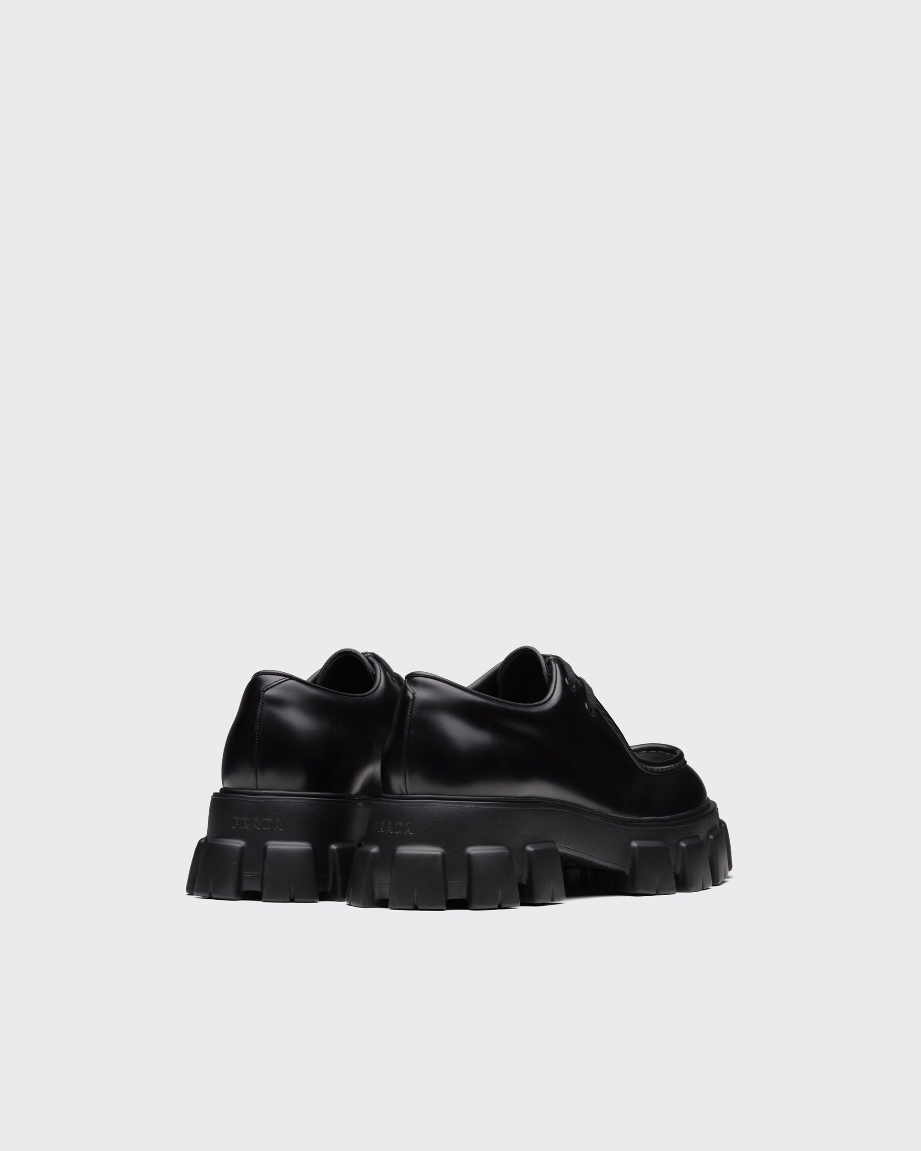 Chaussures à Lacets Monolith En Cuir Brossé Noir | PRADA