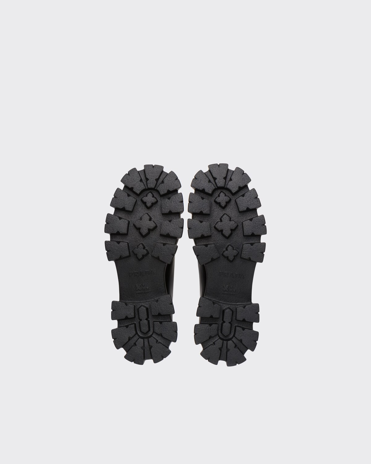 Chaussures à Lacets Monolith En Cuir Brossé Noir | PRADA