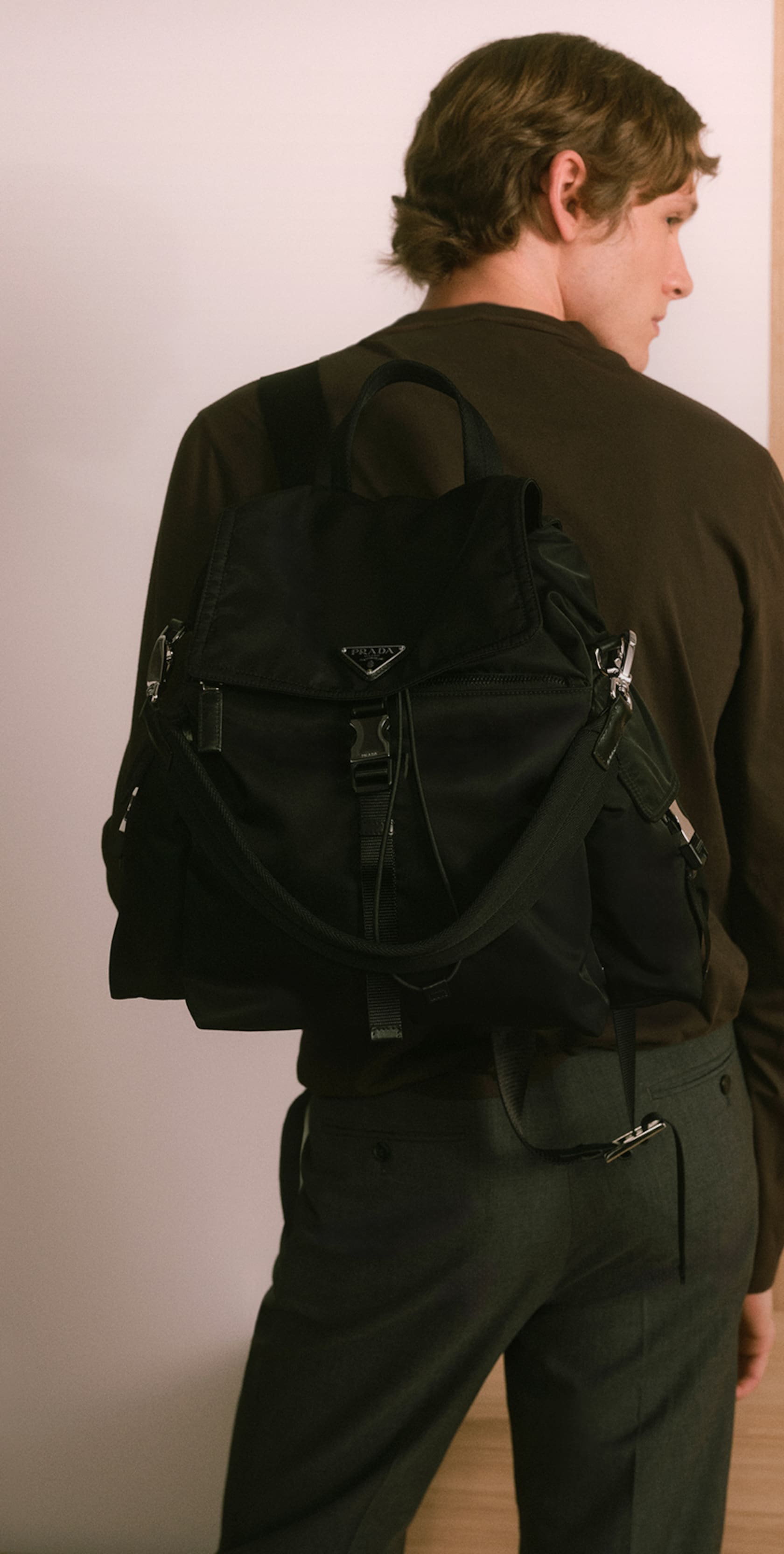 PRADA Schweiz Offizielle Website und Online-Shop | PRADA
